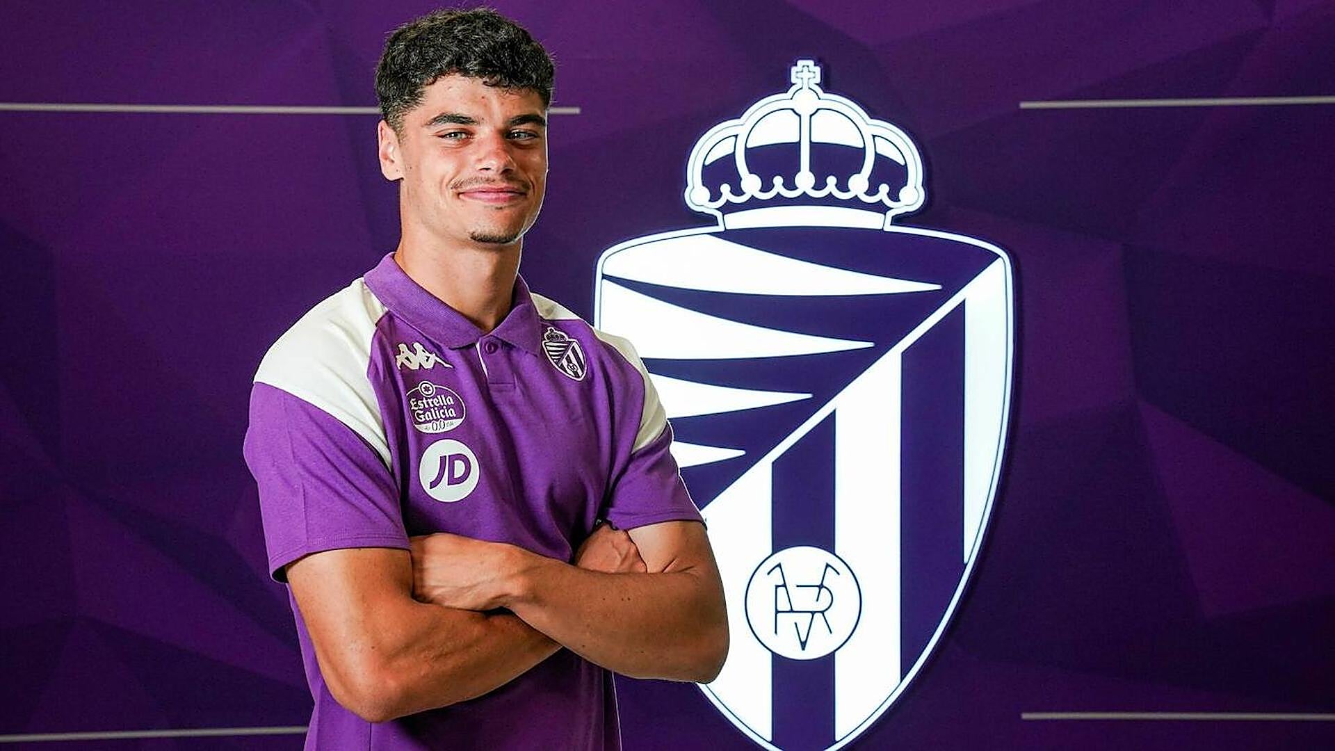 El canterano David Torres renueva con el Real Valladolid hasta 2026 | El Norte de Castilla